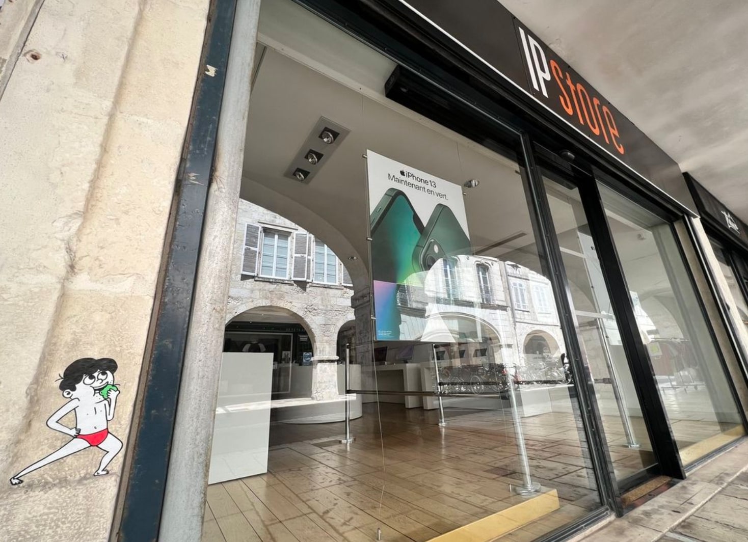 IP Store se vend à un Italien | CFNEWS